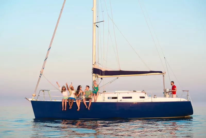 Mastering Basic Sailing Terms: Bow, Stern, Port, Starboard, Windward ...